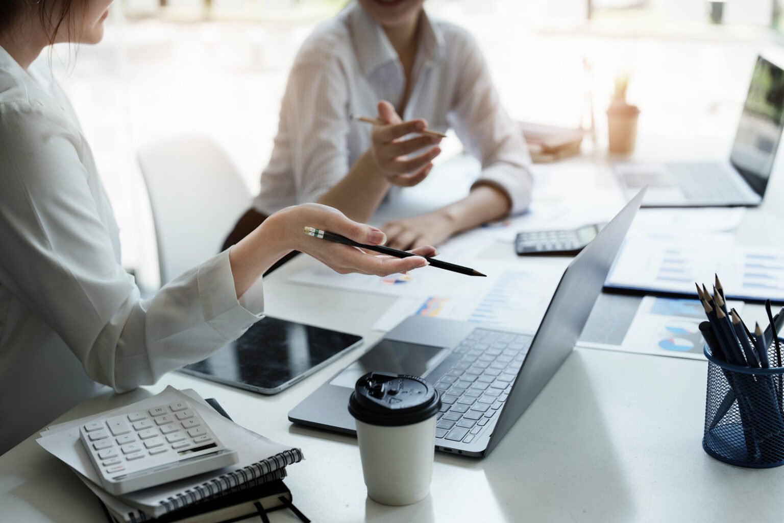 Business Controller - Info, arbetsuppgifter, lön & utbildning | Eqonomy